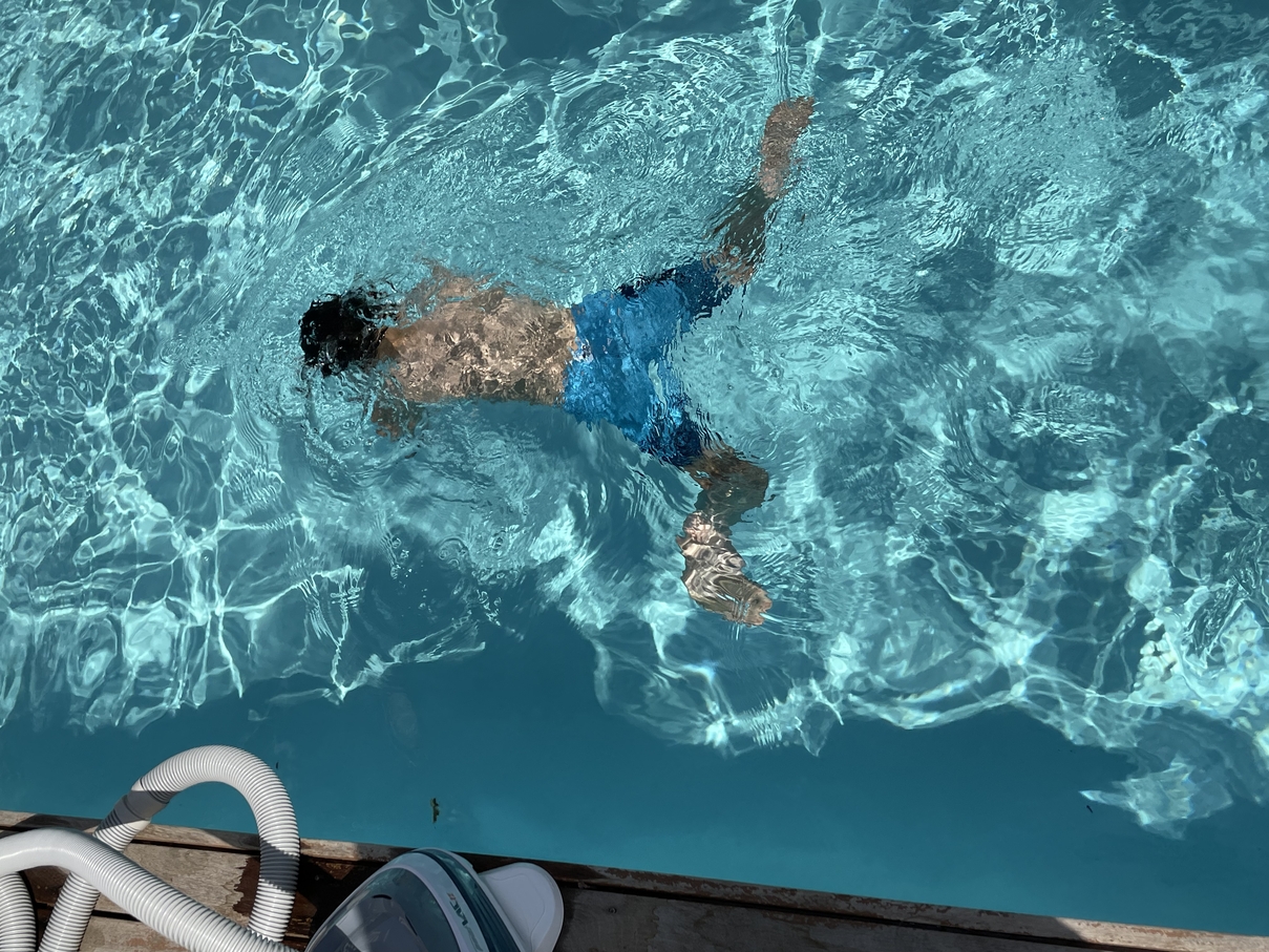 K & K Swimming